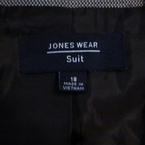 Jones Wear | Jackets & Coats | Classy Jones Wear Fitted Fully Lined ...